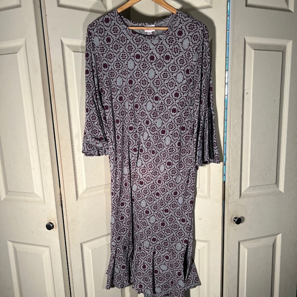 LuLaRoe | Dresses | Lularoe Gray With Purple Patterned Maurine Dress ...